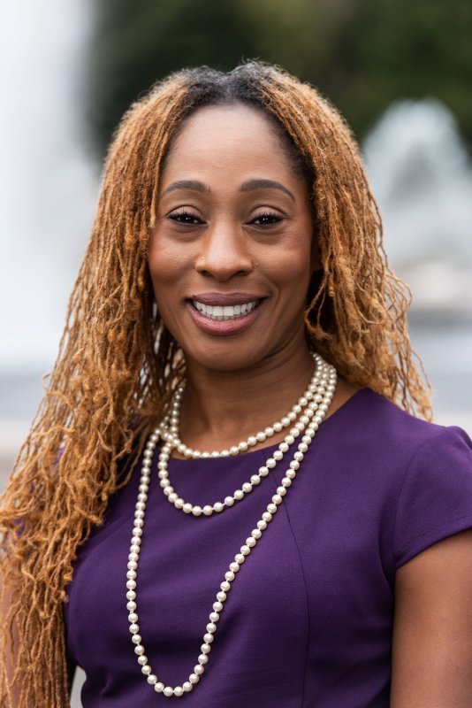 Karen Thomas's Instagram, Twitter & Facebook on IDCrawl